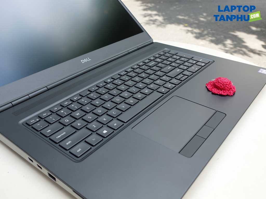 Dell Precision 7760 i9-11950H | LAPTOP TÂN PHÚ