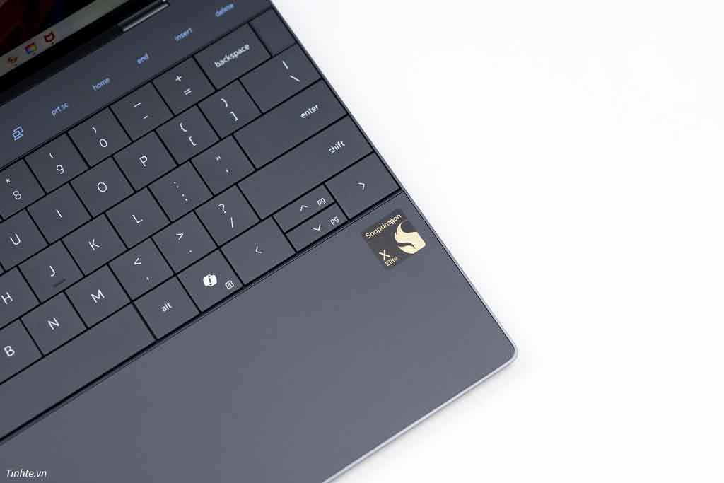 Dell XPS 13 9345U Snapdragon X Elite model hot 2025